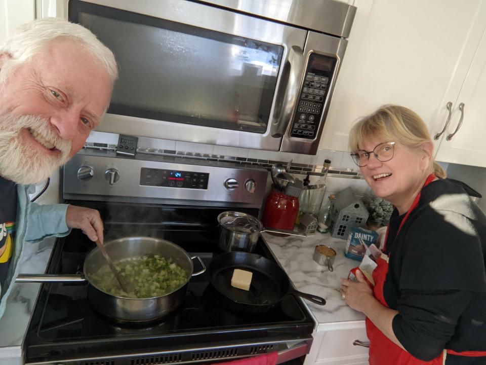 the chef and her sou-chef – nellyglass studio